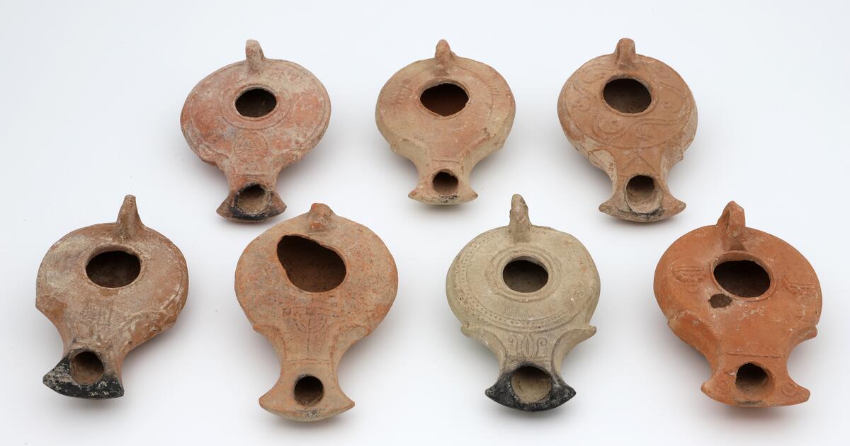 Darom Lamps | Posen Library