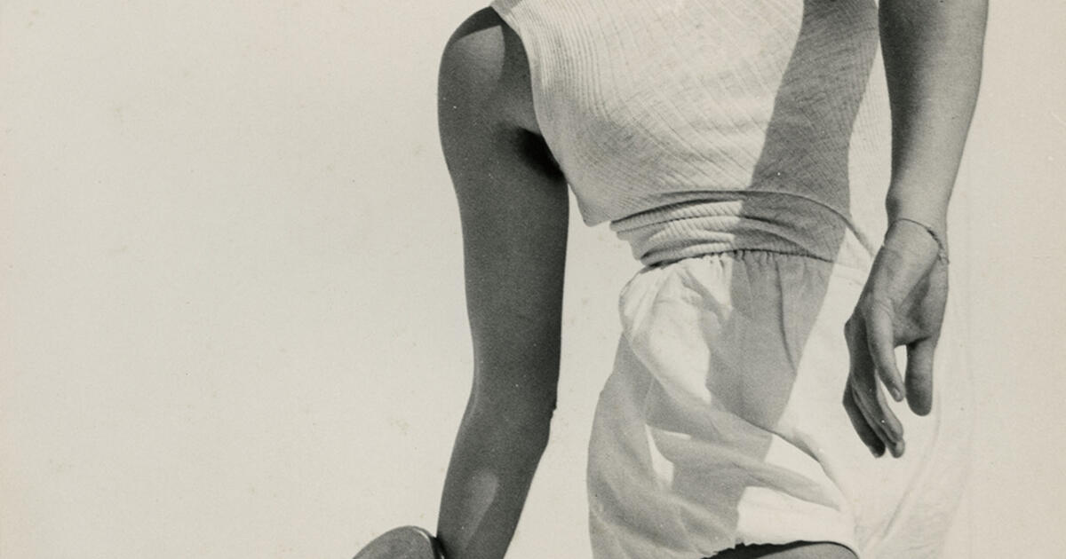 Sports in Israel: Discus Thrower | Posen Library